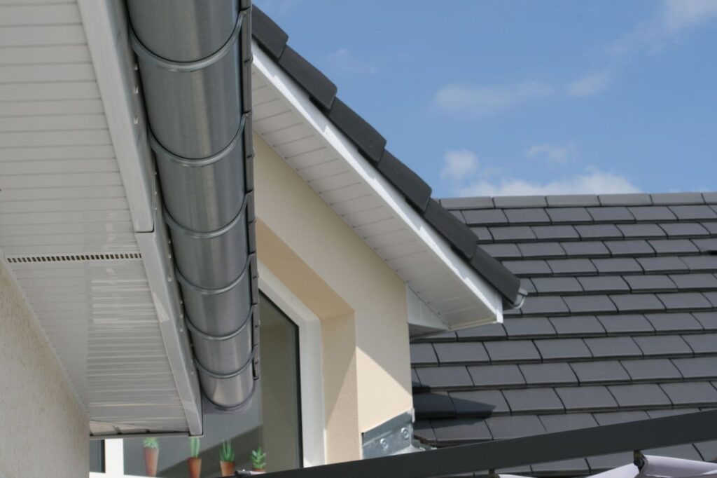 Lambris PVC pour Particuliers - Profialis, fabricant de profilés en pvc